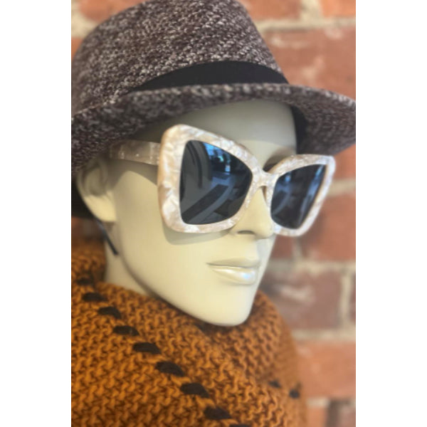 Pearl Necklace Sunnies | The Designer Bank