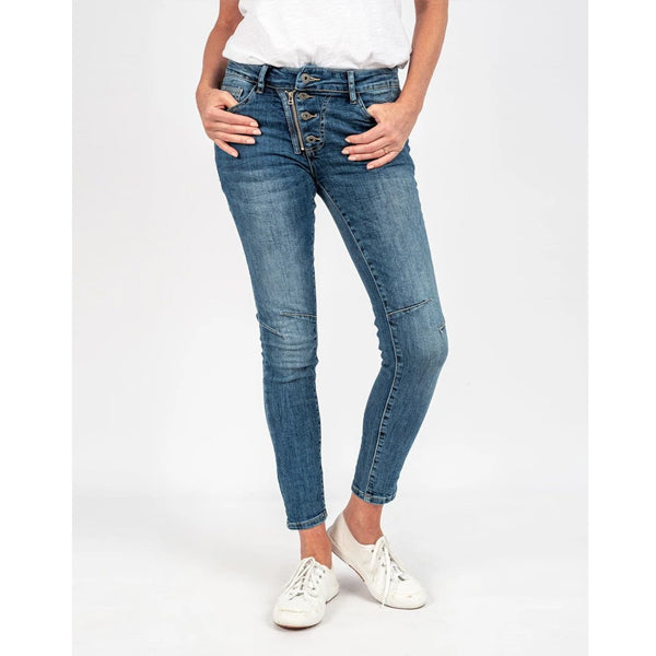 Classic Button Jean | The Designer Bank